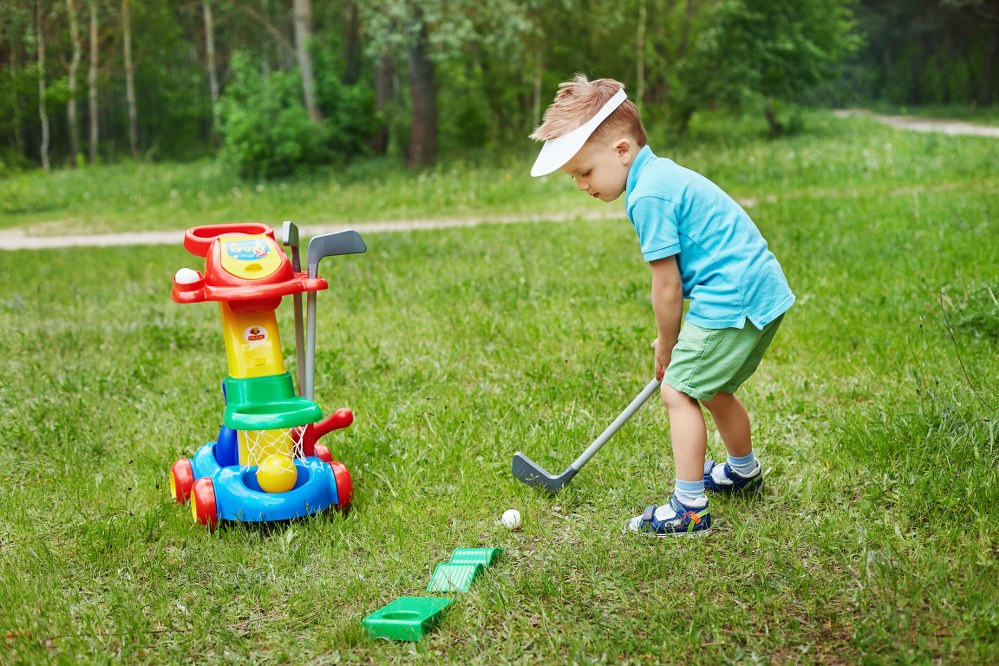 Beginner s Guide To Golfing With Kids Single Parents On Holiday Beginner s Guide To Golfing With Kids Single Parents On Holiday